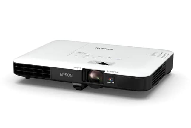 Saruk Digital | Projectors